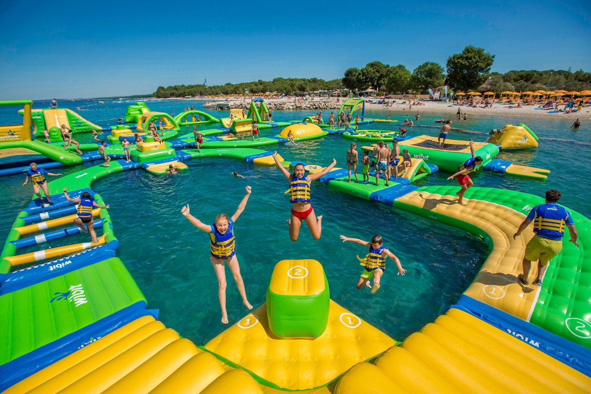 Aquaparc OASIS PARC à Gron - Sports nautiques