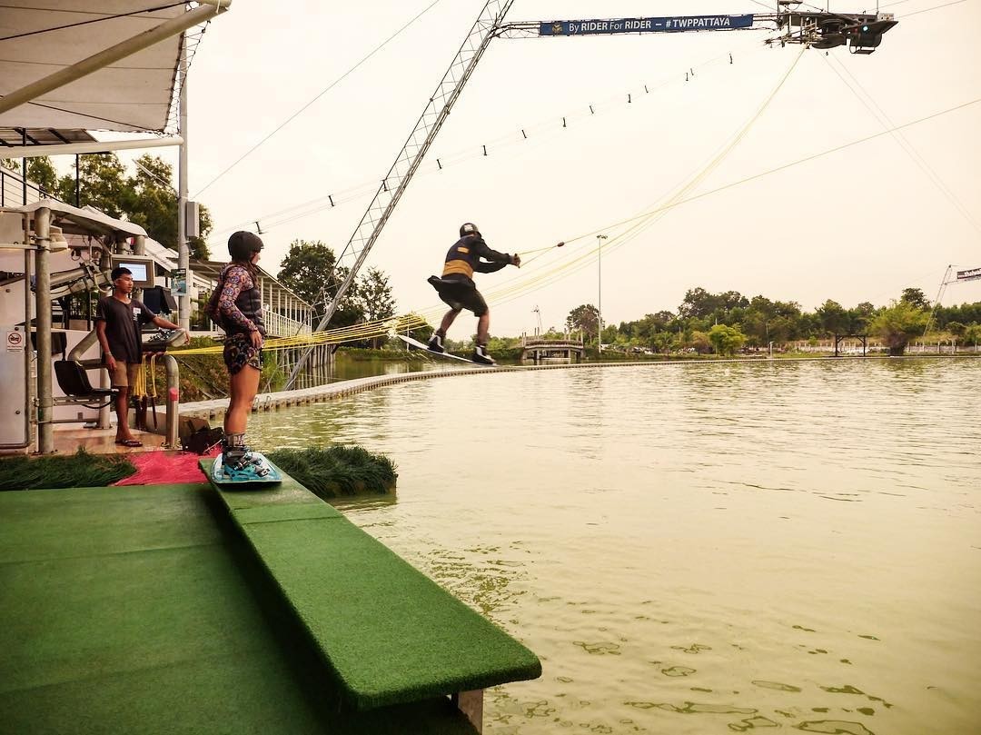Thai wake park Pattaya à Chon Buri - Sports nautiques