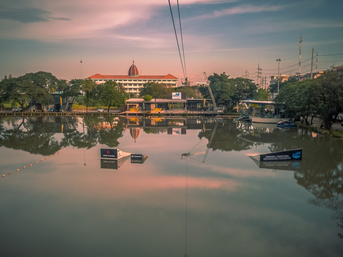 Zanook Wake Park à Khet Bang Bon Krung Thep Maha Nakhon - Sports nautiques